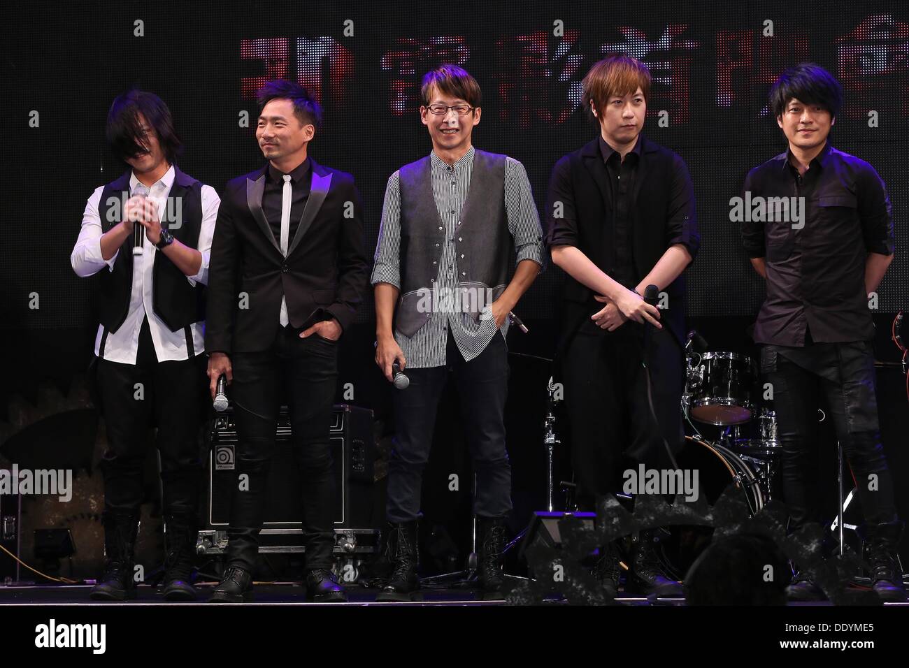 Pop group May Day attend premiere of film Mayday nowhere 3D in Taipei ...
