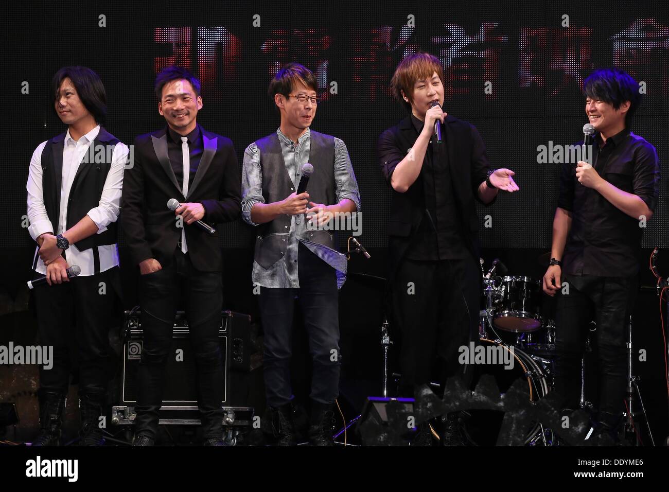 Pop group May Day attend premiere of film Mayday nowhere 3D in Taipei ...