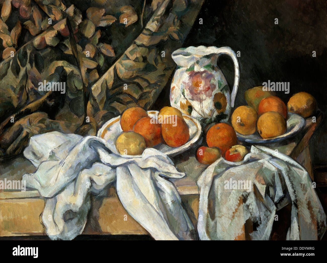 Still life with drapery hi-res stock photography and images - Alamy