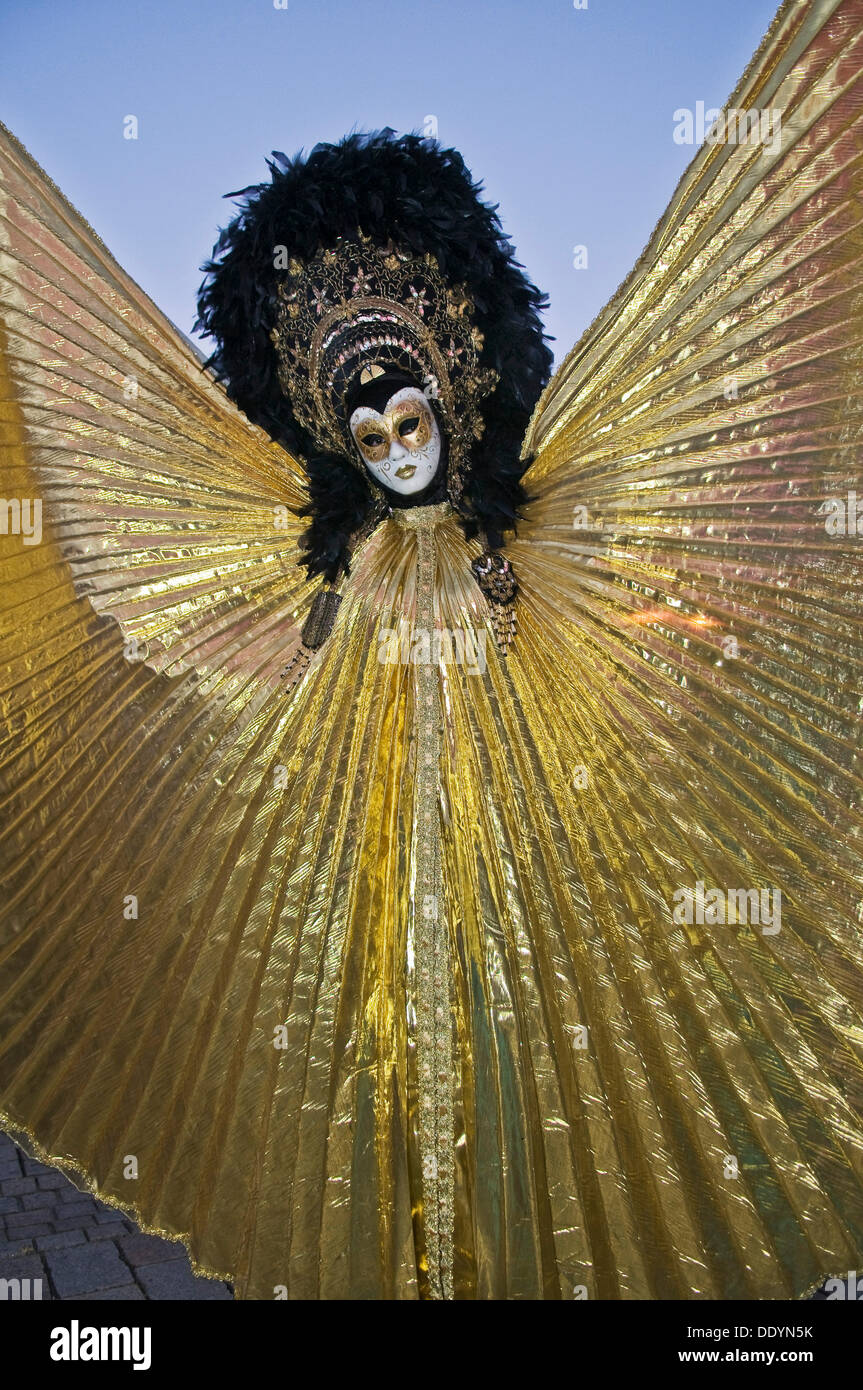 Golden cloak hi-res stock photography and images - Alamy