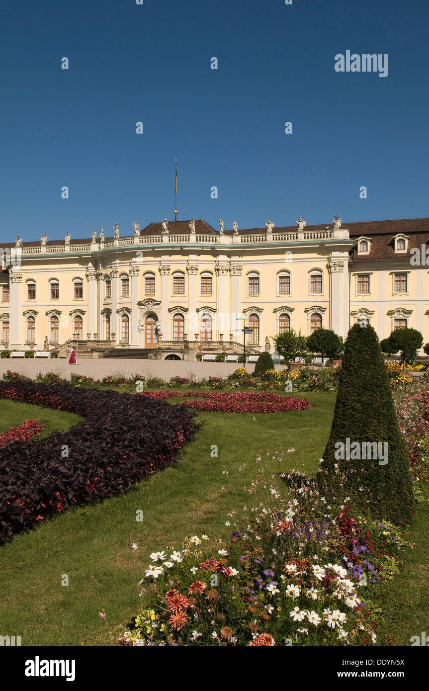 Garden view of Germany's largest Baroque palace, Ludwigsburg Palace ...