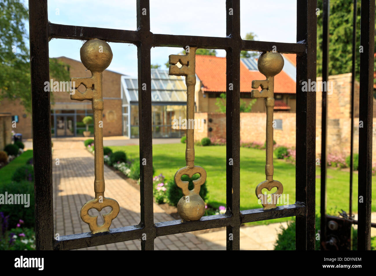 Gate theatre hi-res stock photography and images - Alamy