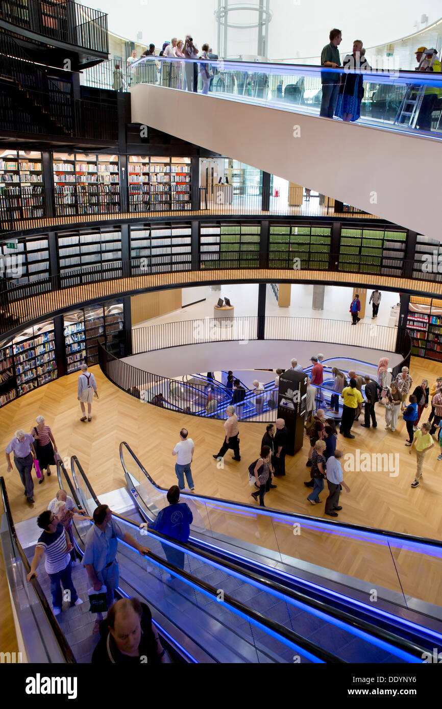 Library of birmingham interior hi-res stock photography and images - Alamy