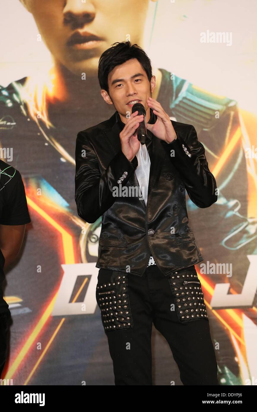 Singer Jay Chou attends celebration press conference after 3 concerts ...