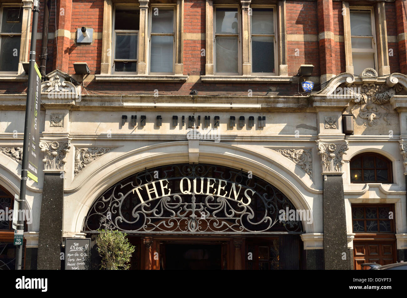 Queens queens hi-res stock photography and images - Alamy