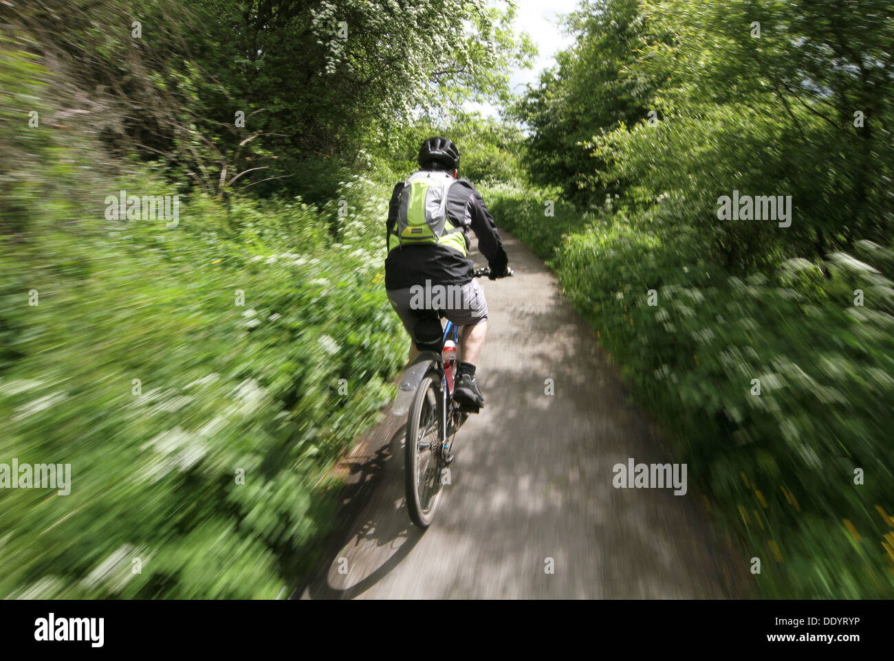 Rural cycle trail hi-res stock photography and images - Alamy