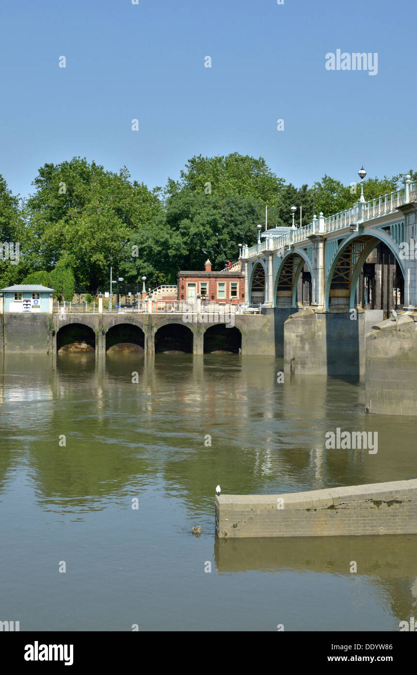 Richmond lock hi-res stock photography and images - Alamy