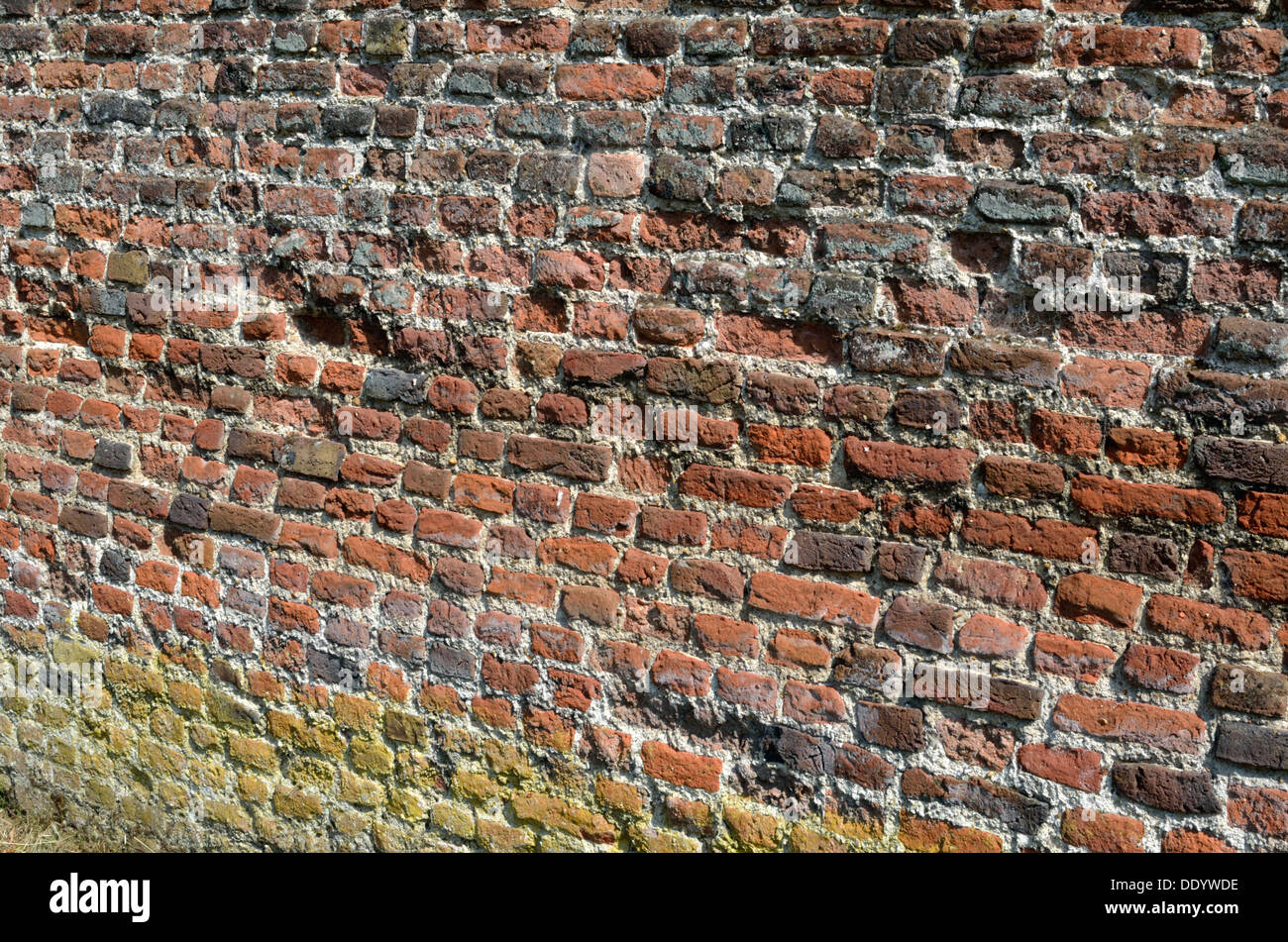 A very old red brick wall Stock Photo - Alamy