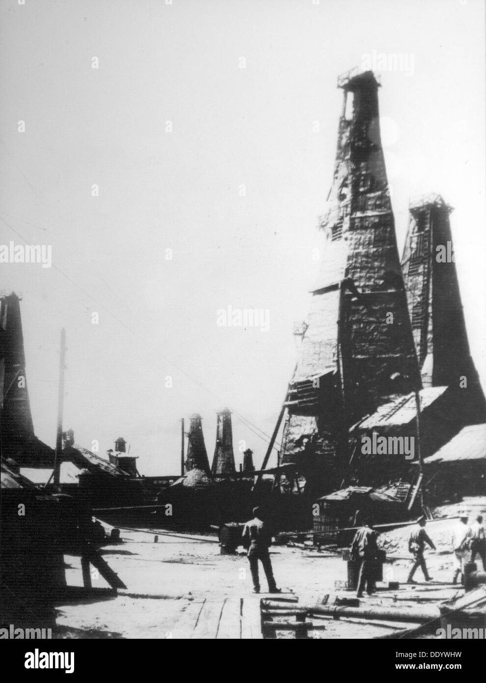 Of russian oil rig Black and White Stock Photos & Images - Alamy