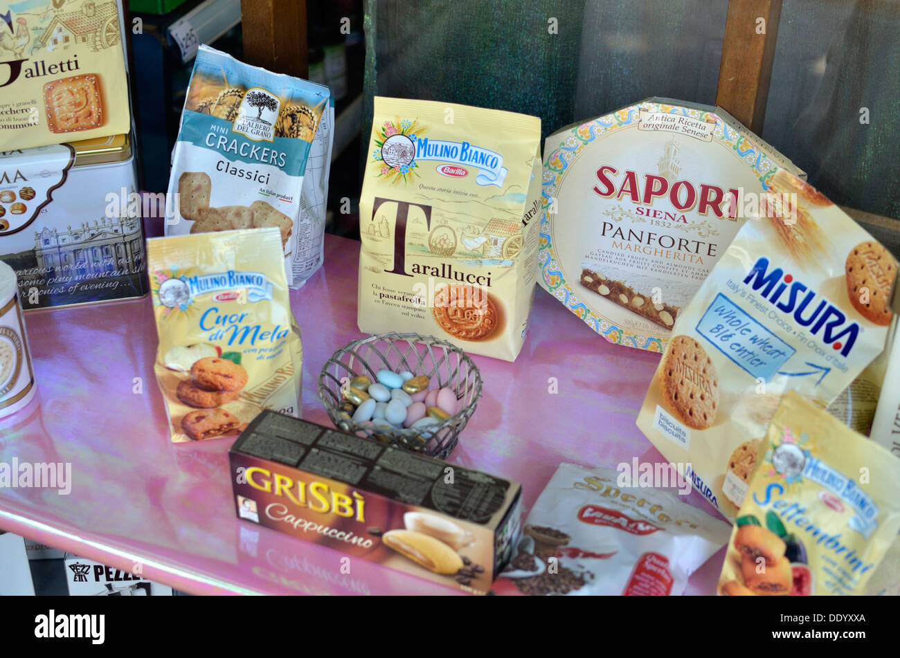 Packets biscuits hi-res stock photography and images - Alamy