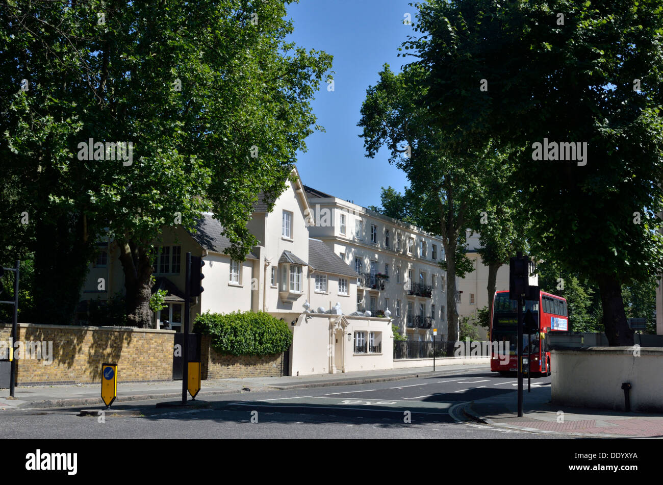 Albany street hi-res stock photography and images - Alamy