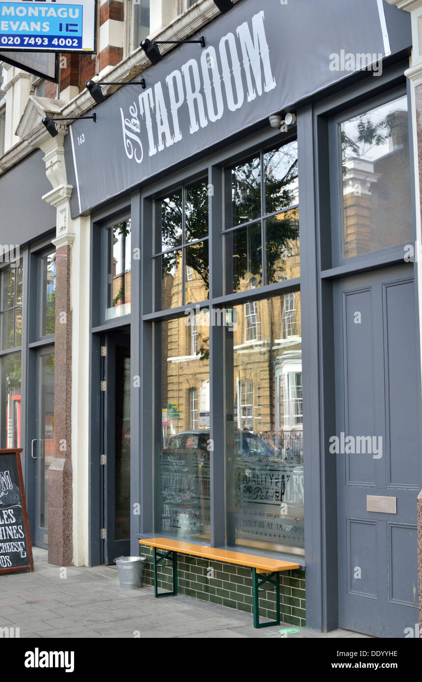 Cask Ale High Resolution Stock Photography and Images - Alamy