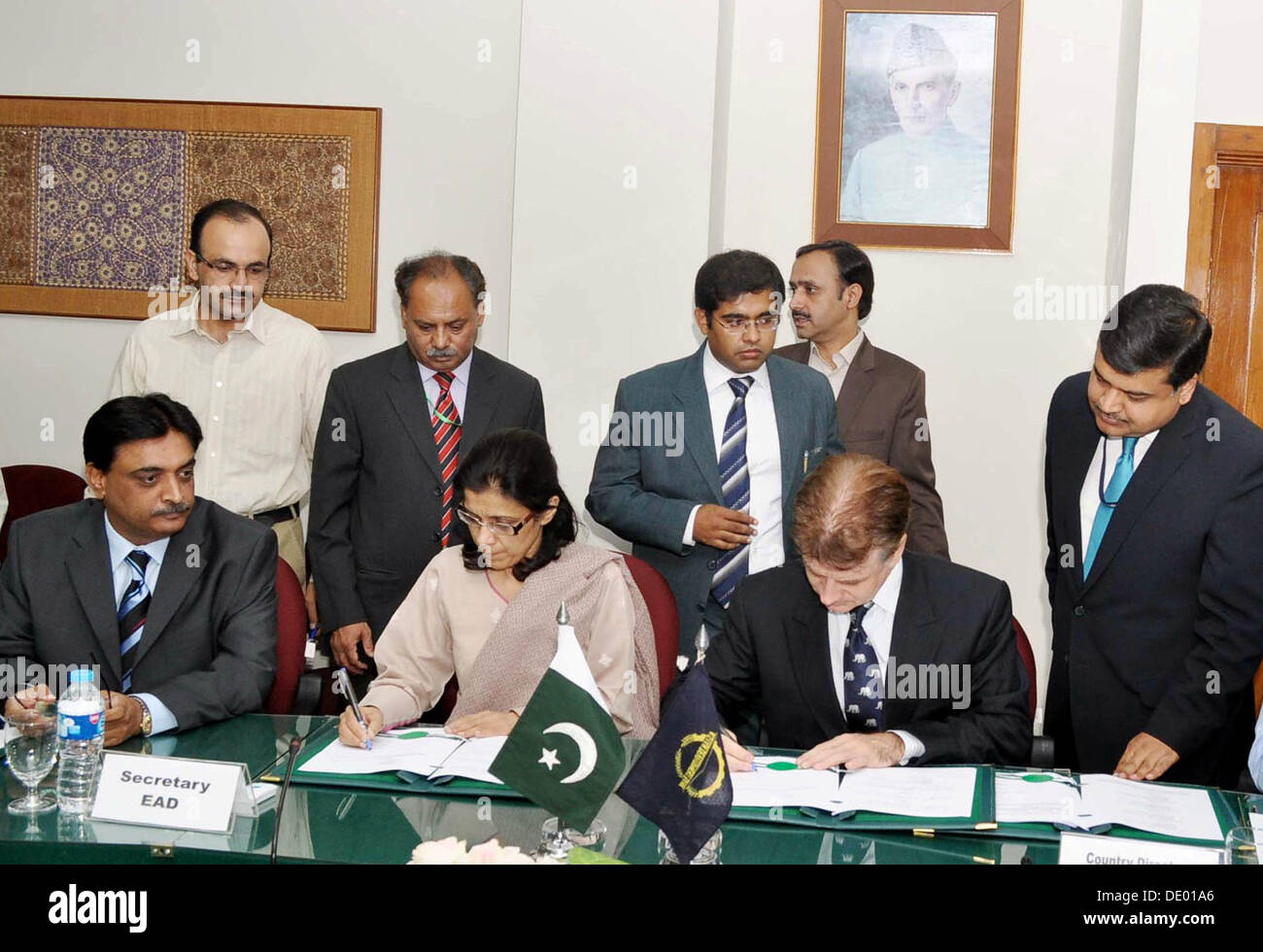 ISLAMABAD/ Pakistan . 9 setp 2013 Handout image by PID Secretary ead ms ...