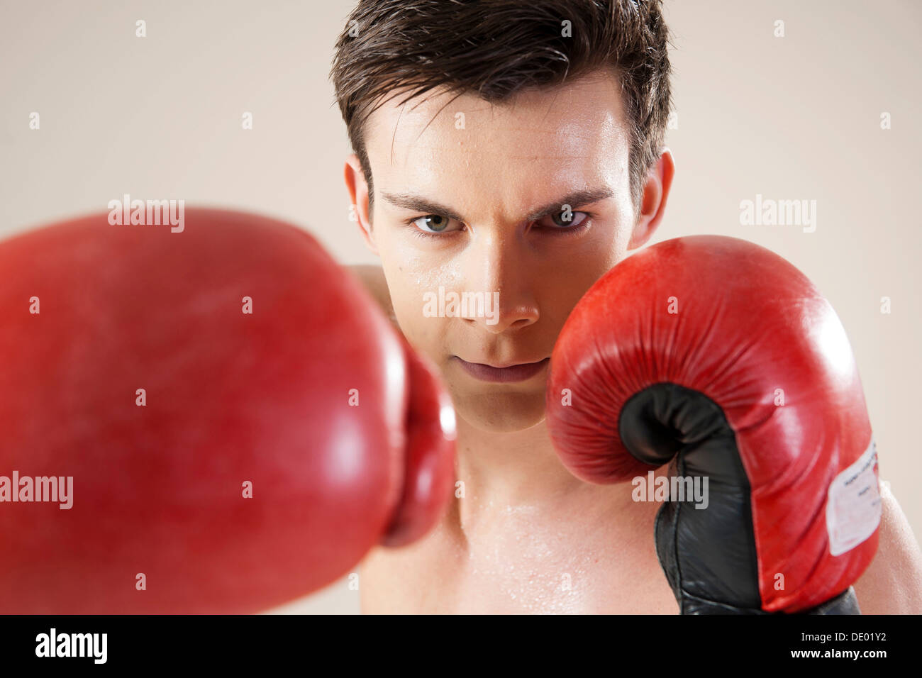 Boxing training man hi-res stock photography and images - Alamy