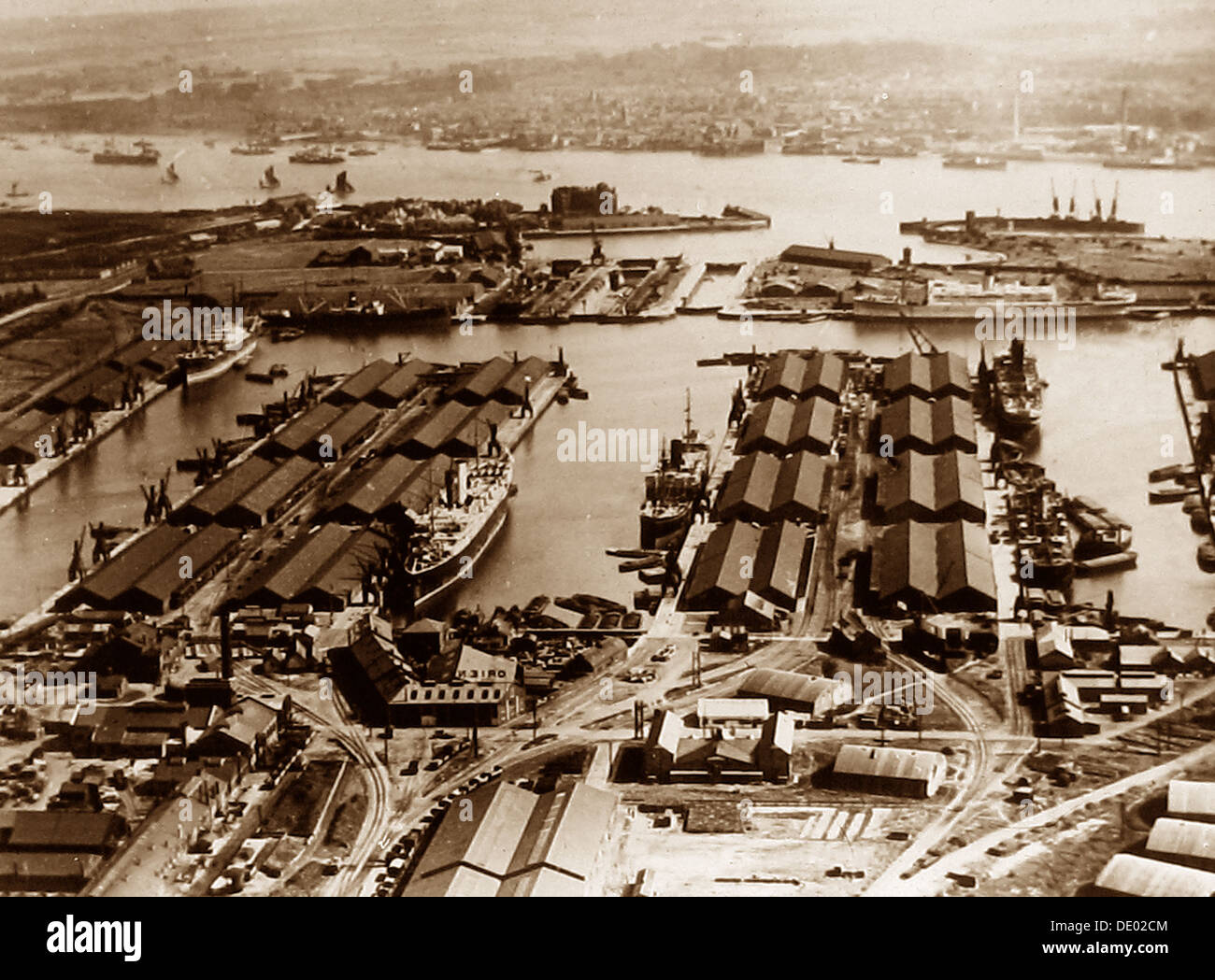 Tilbury Docks early 1900s Stock Photo - Alamy