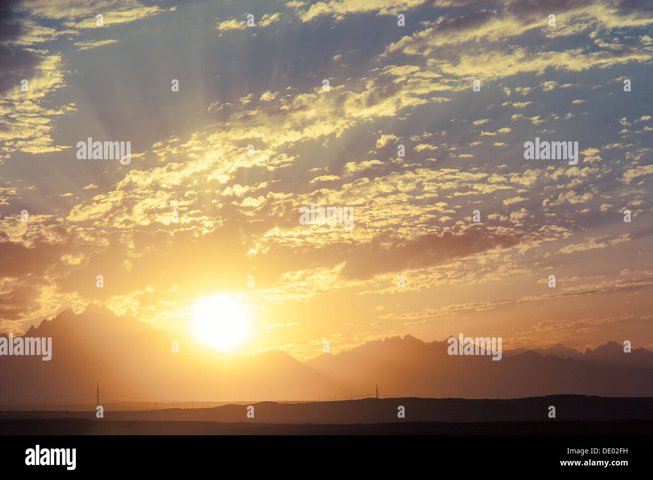 Sunset in Desert - Sahara Rocky Mountains Stock Photo - Alamy