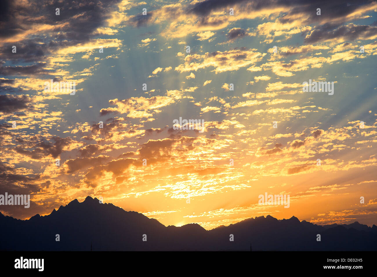 Sunset in Desert - Sahara Rocky Mountains Stock Photo - Alamy