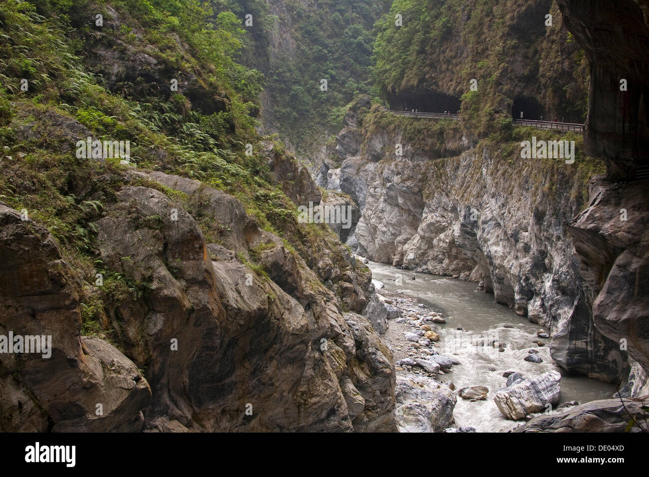 Taroko gorge hi-res stock photography and images - Alamy