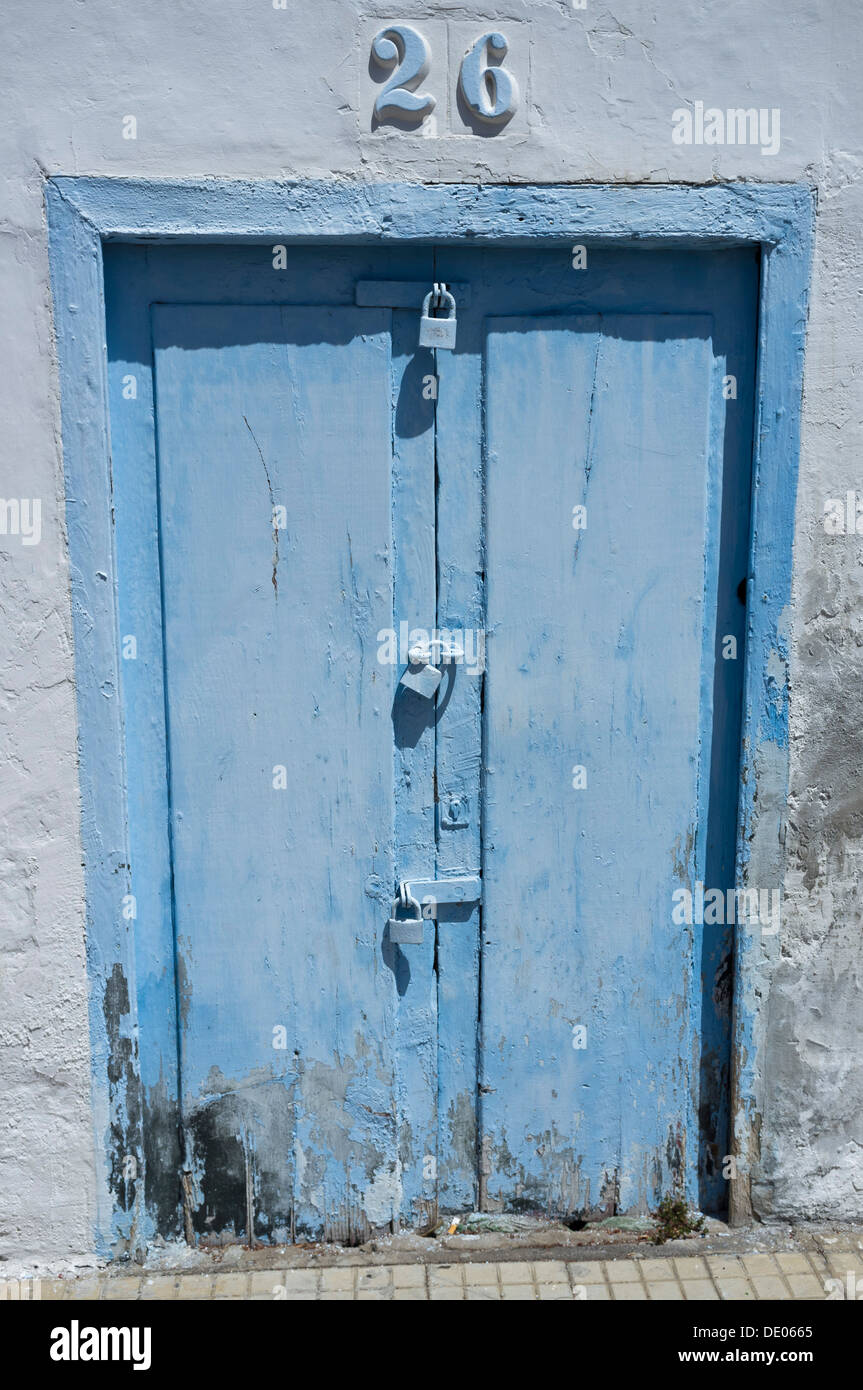 Number 26 door hi-res stock photography and images - Alamy