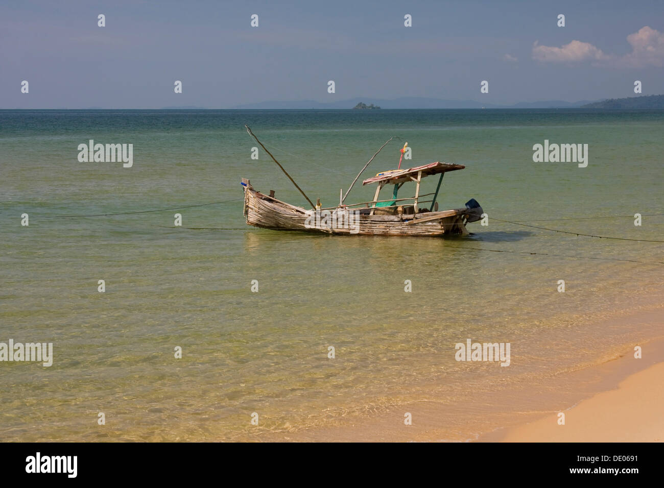 Dau boat hi-res stock photography and images - Alamy