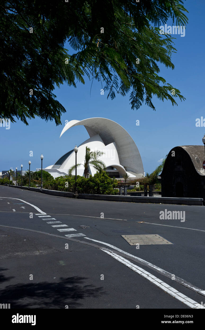 Auditorio Adan Martin in Santa Cruz, built by Calatrava, Tenerife ...