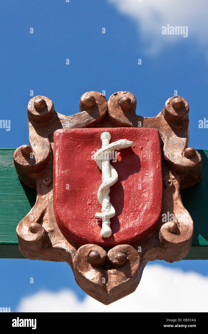 Medicine symbol snake hi-res stock photography and images - Alamy