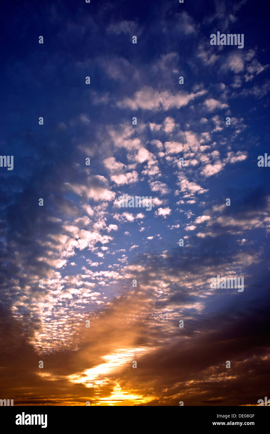 Sunset sky with clouds Stock Photo - Alamy