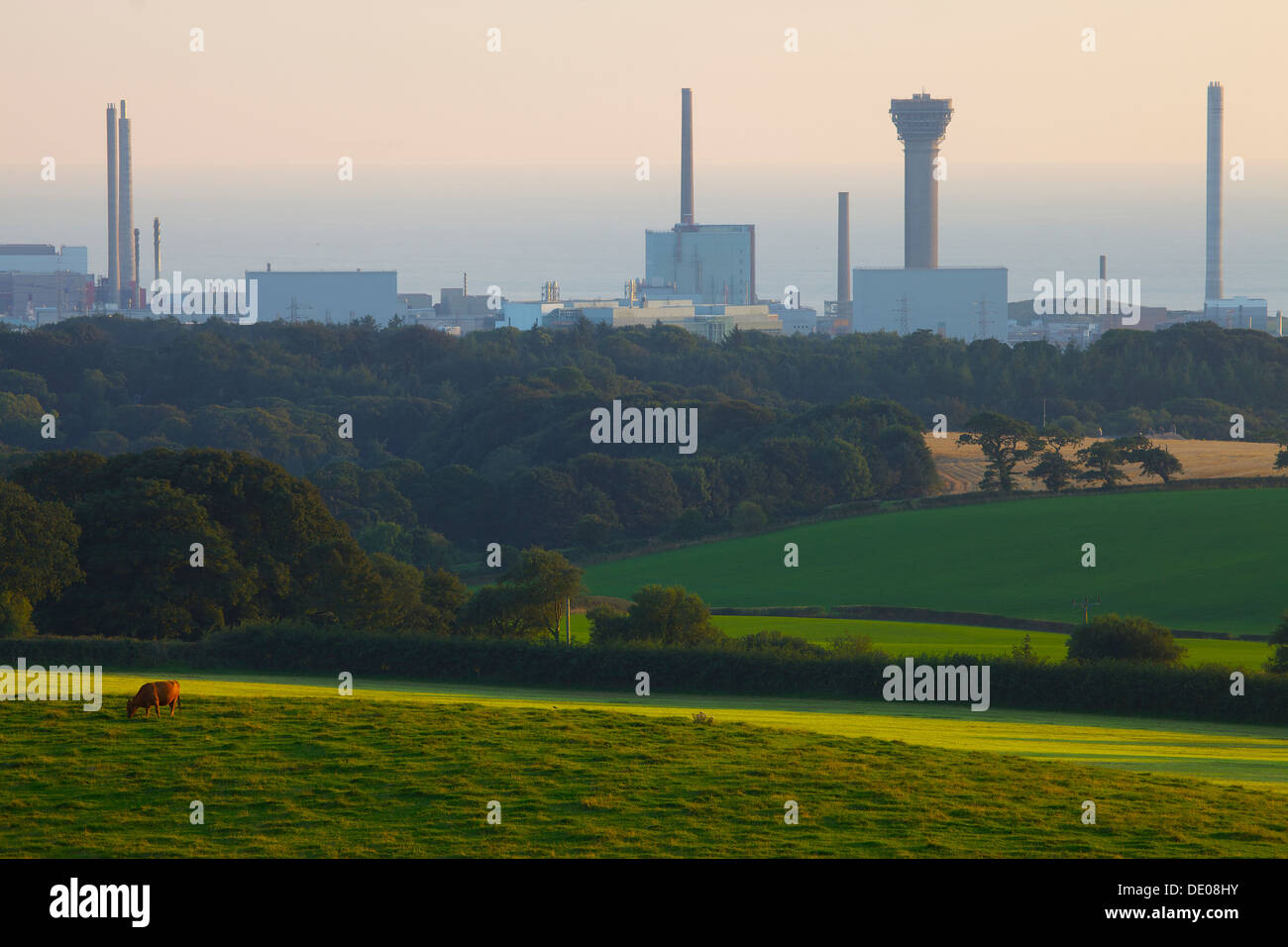 Sellafield reprocessing plant cumbria uk hi-res stock photography and ...