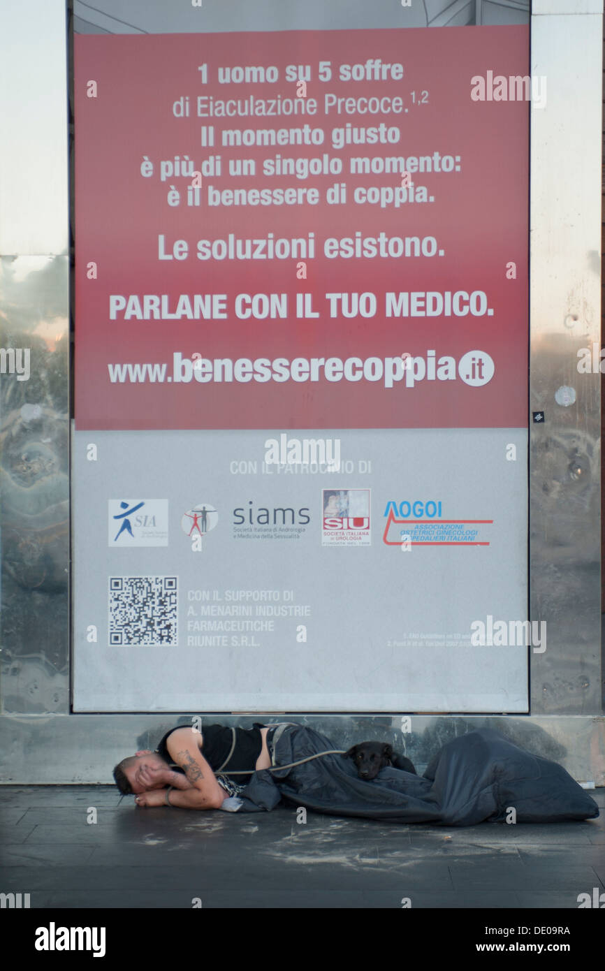 Homeless woman on streets rome hi-res stock photography and images - Alamy