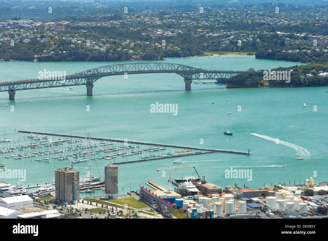 Harbour bridge day shot hi-res stock photography and images - Alamy