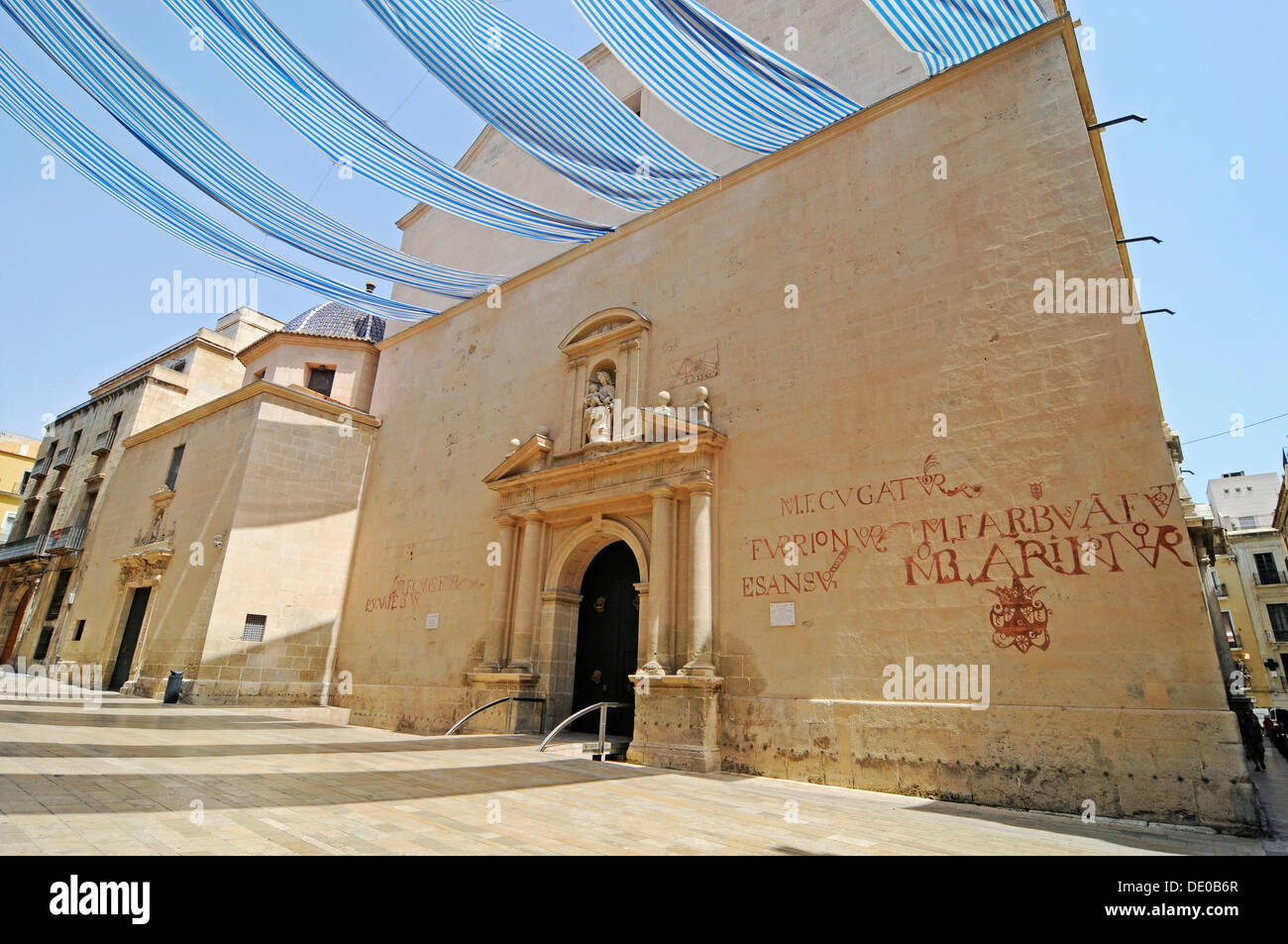 Church, Concatedral de San Nicolas de Bari, old town of Alicante, Spain ...
