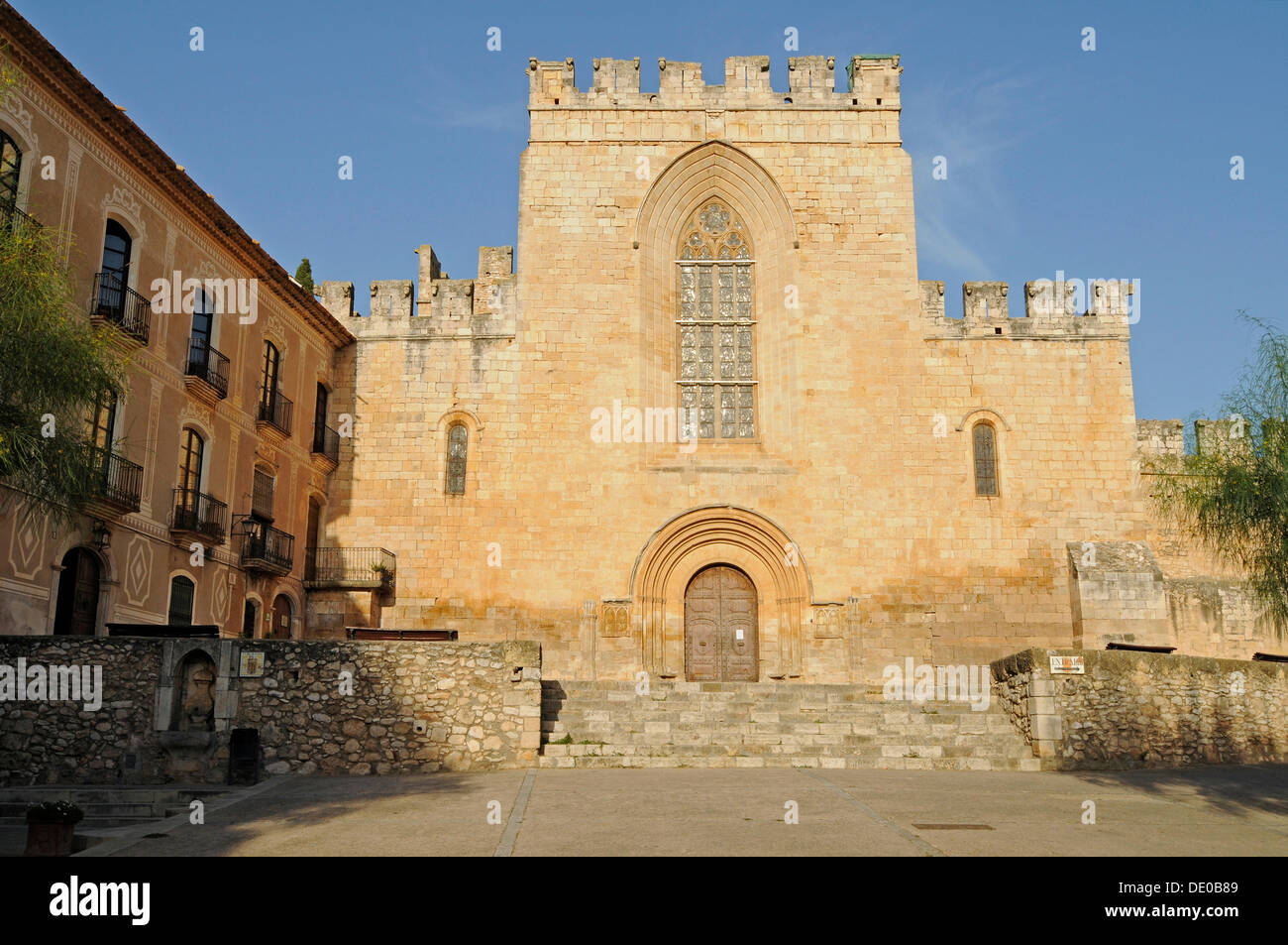 Monestir de Santa Maria de Santes Creus, Cistercian abbey, monastery ...