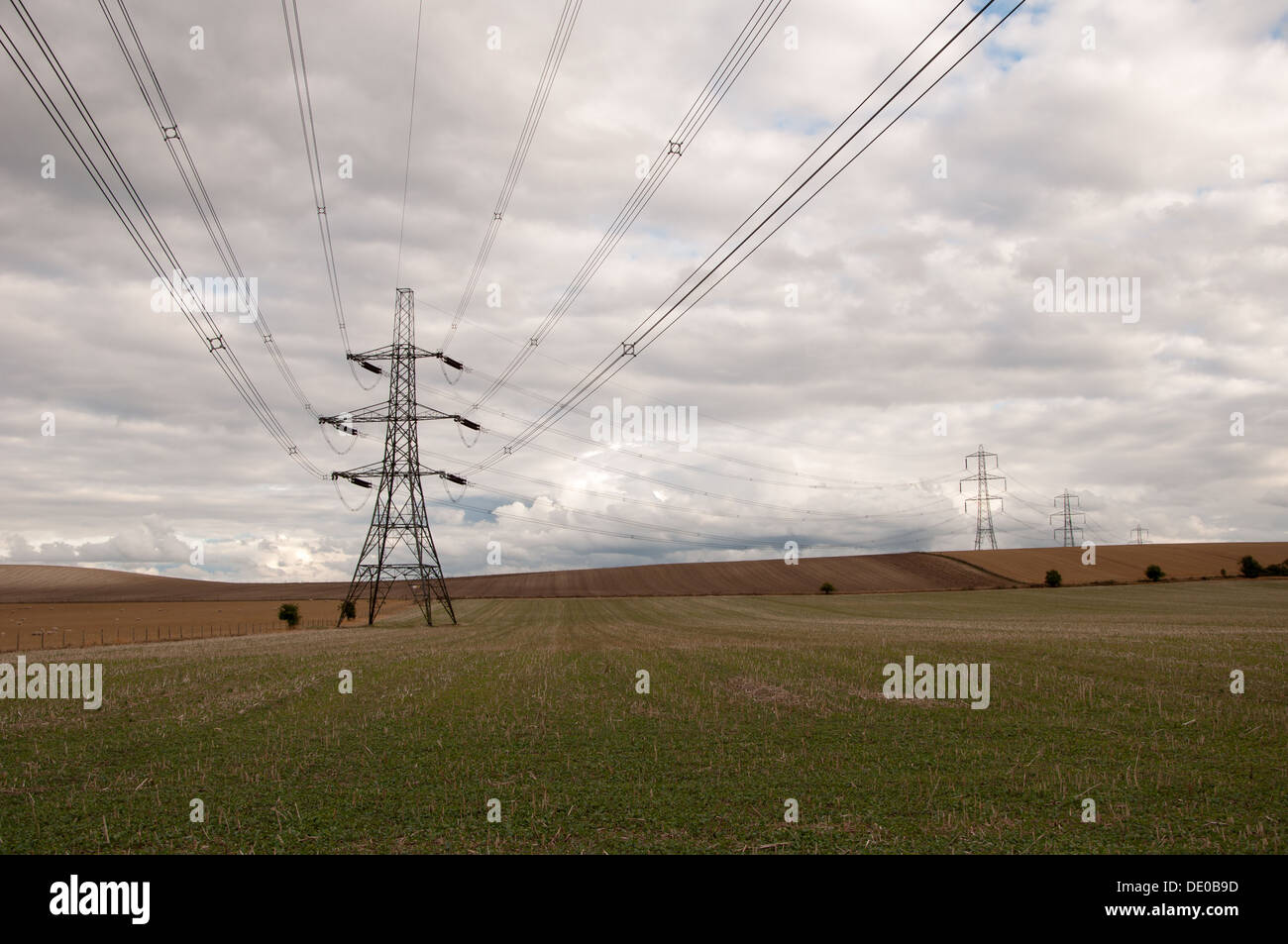 Pylons countryside hi-res stock photography and images - Alamy