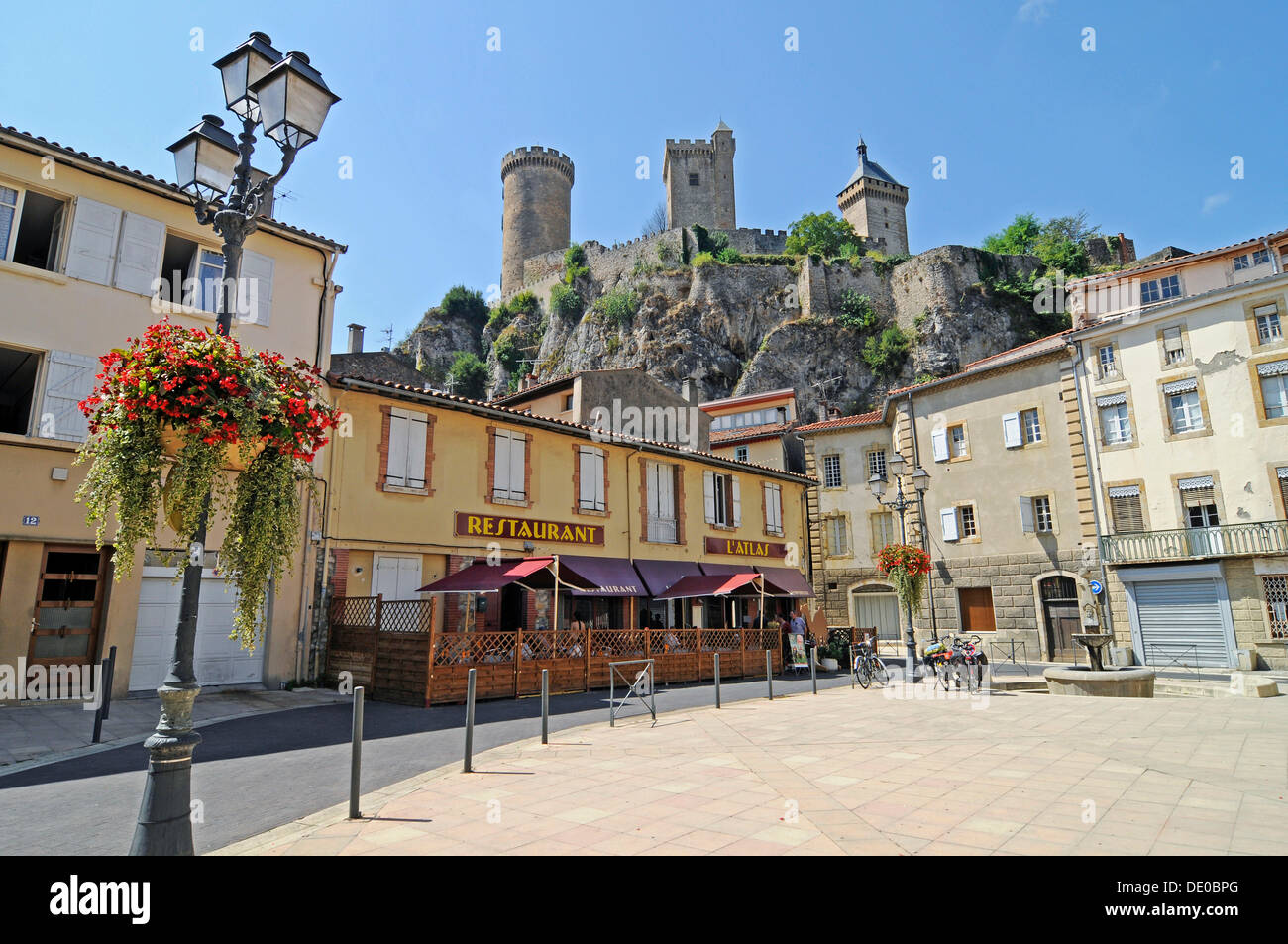 Chateau Comtal castle, Place Pyrene square, Foix, Midi-Pyrénées ...