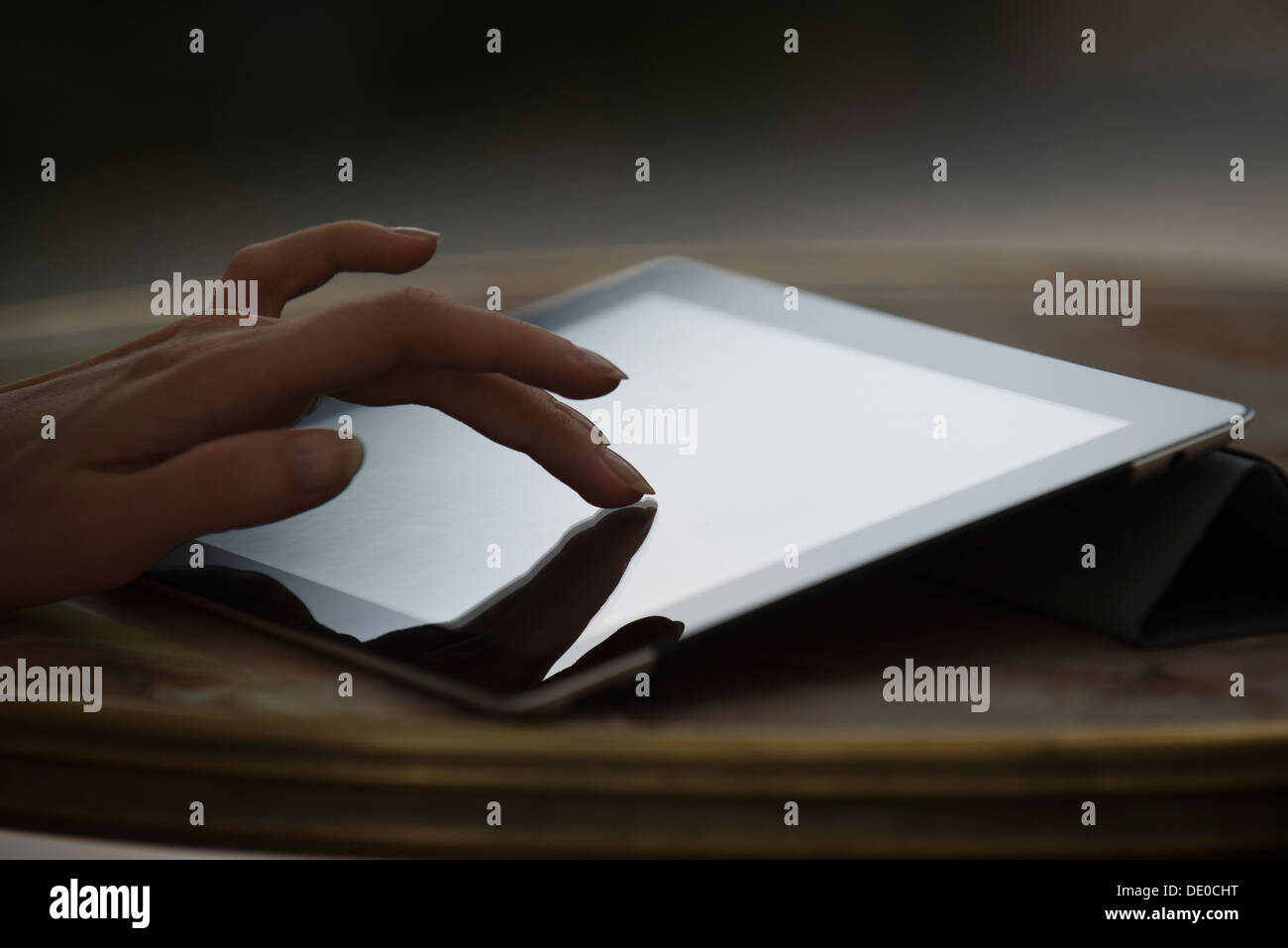 Using touch screen laptops hi-res stock photography and images - Alamy