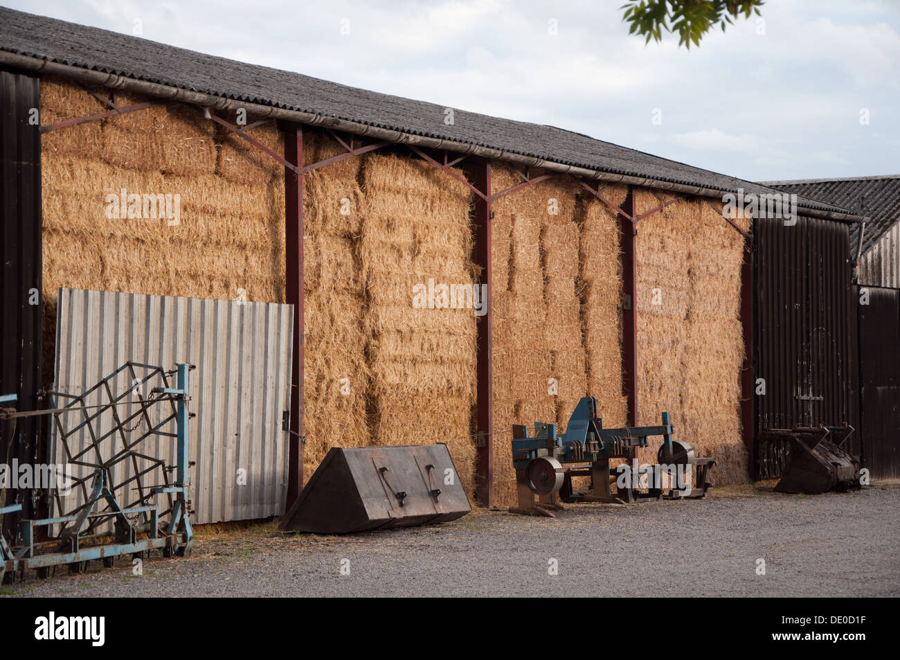 Storage straw hi-res stock photography and images - Alamy