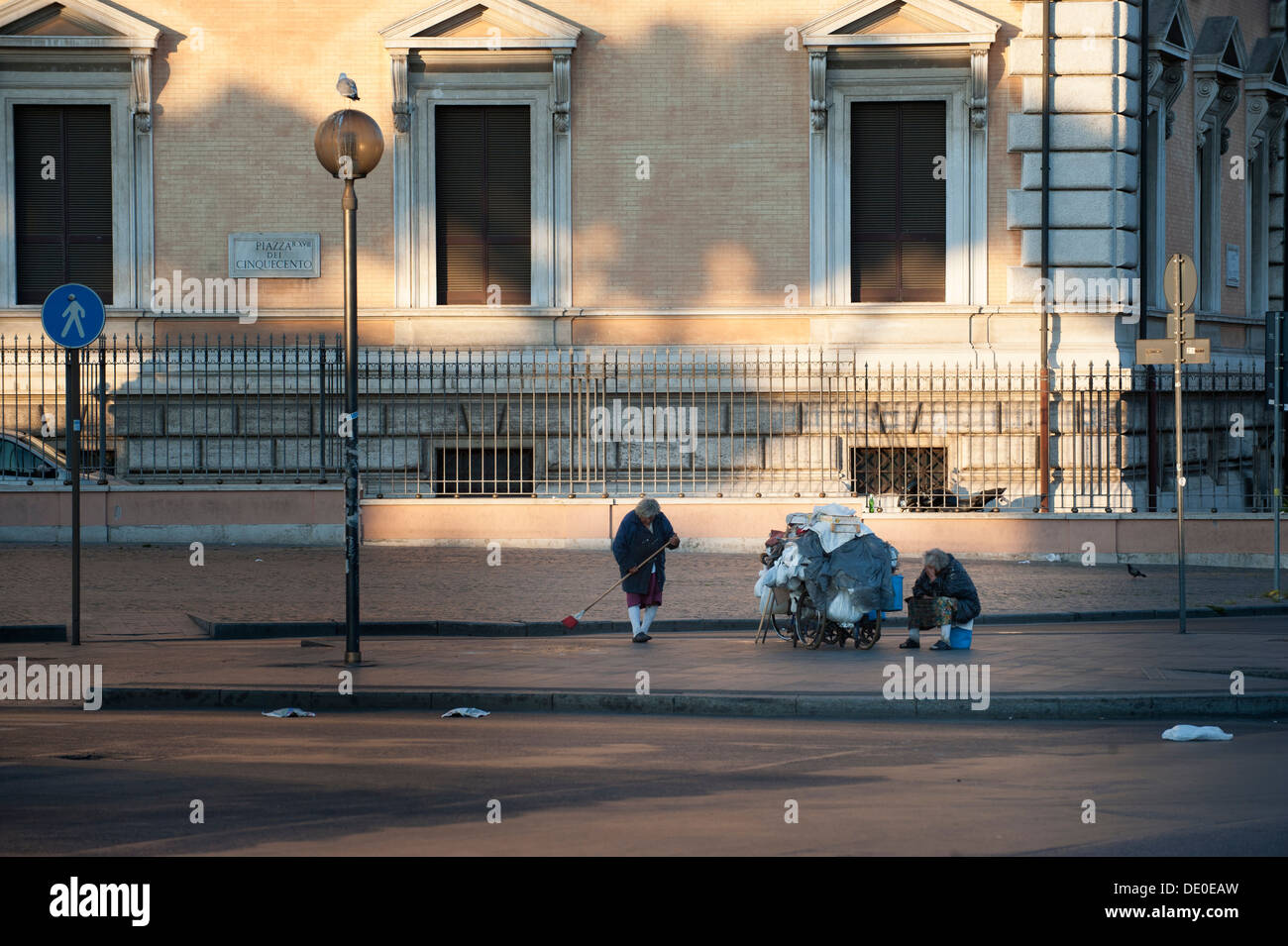 Homeless woman on streets rome hi-res stock photography and images - Alamy
