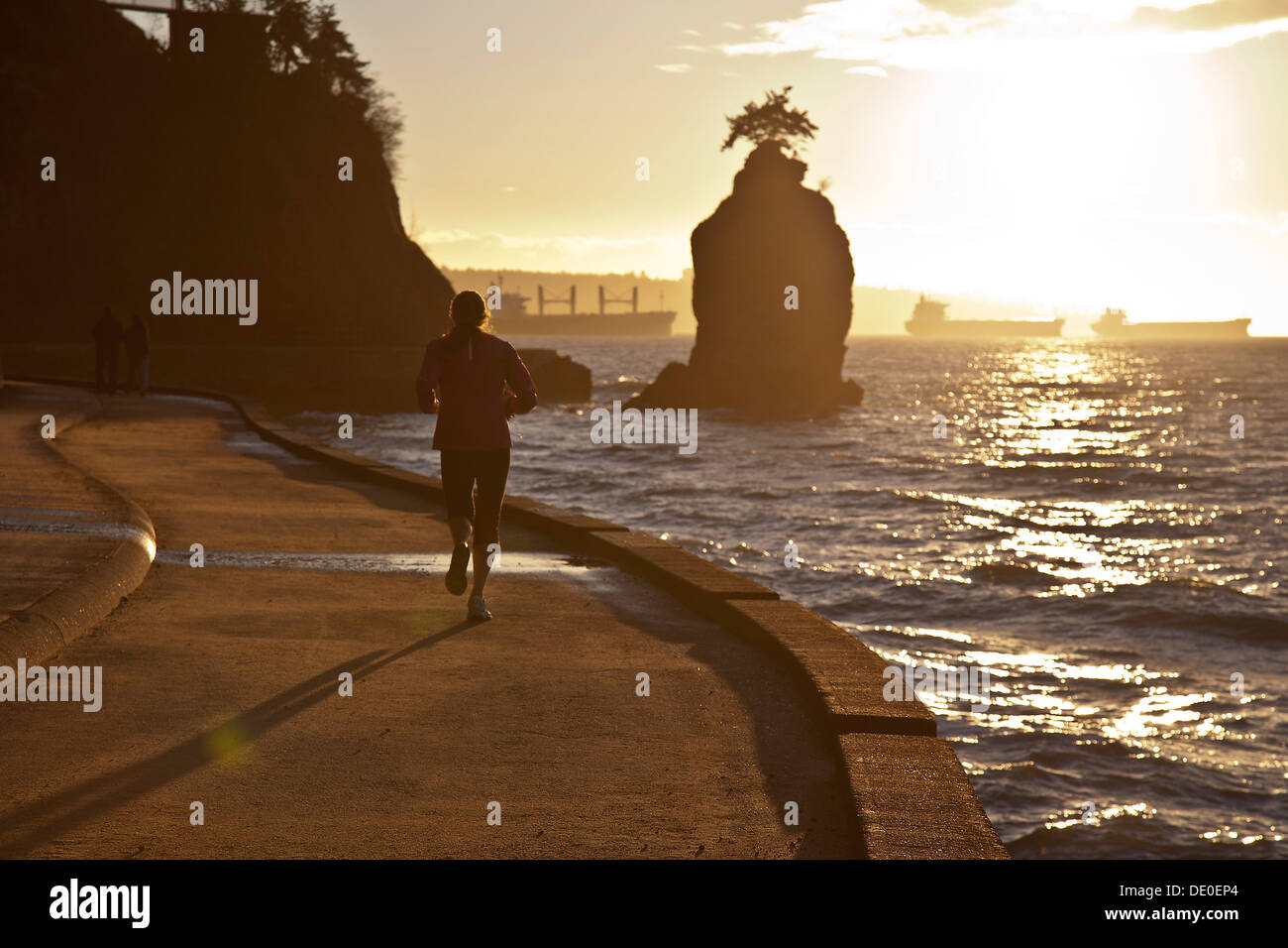 Run to the sun hi-res stock photography and images - Alamy