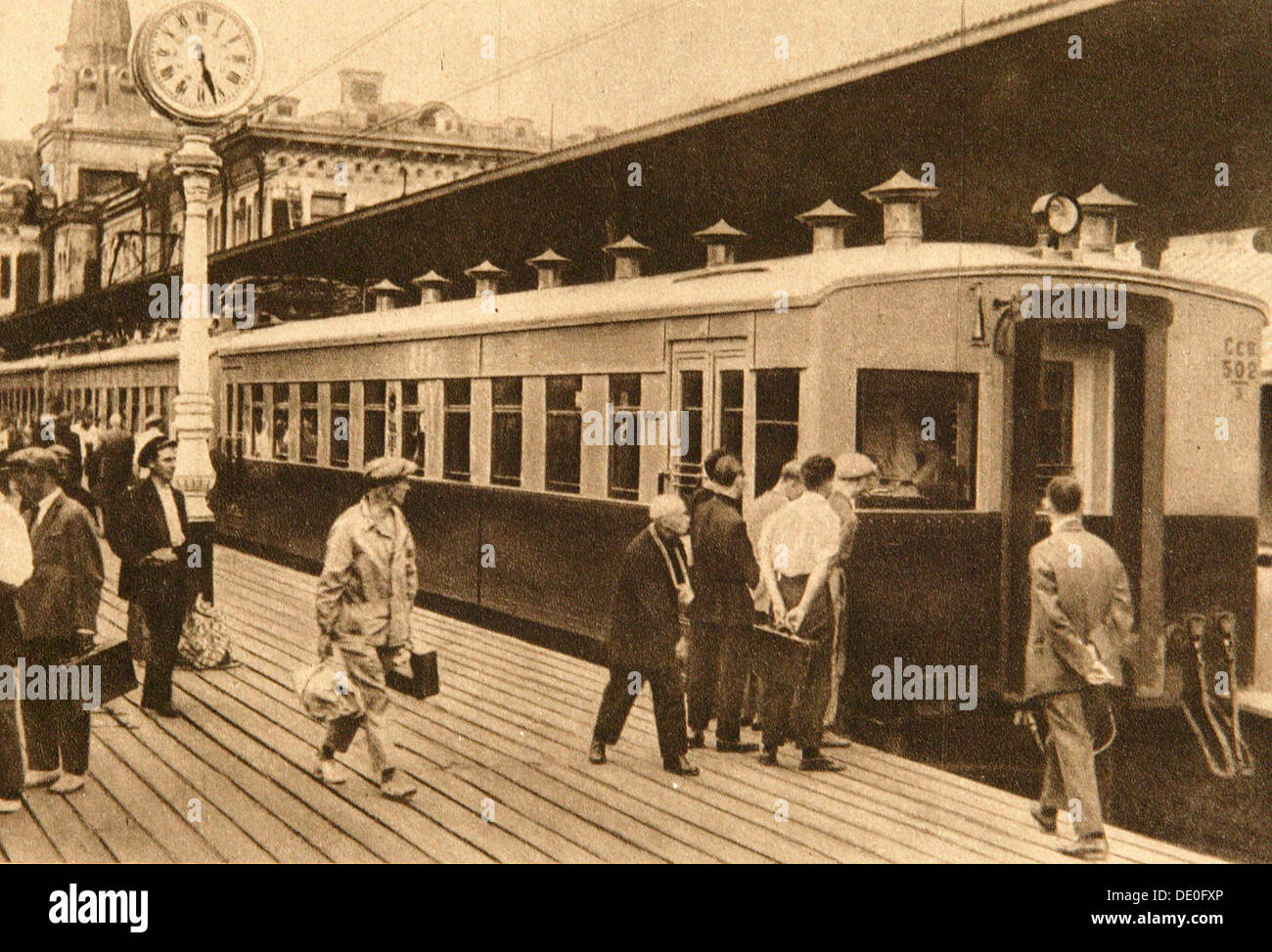 Electric train 1920s hi-res stock photography and images - Alamy