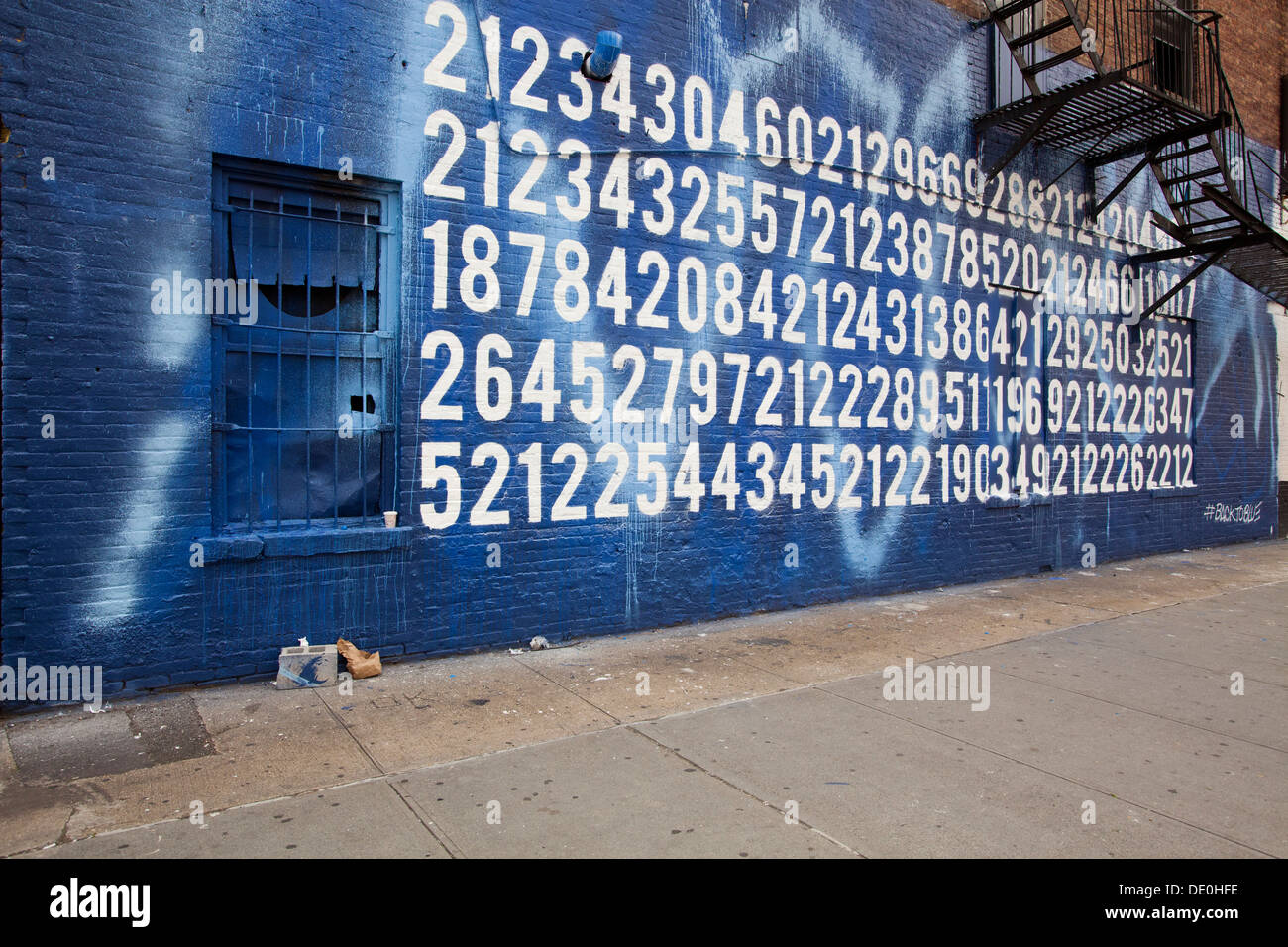 Street art ne Kenmare Street, downtown Manhattan, South of Houston ...