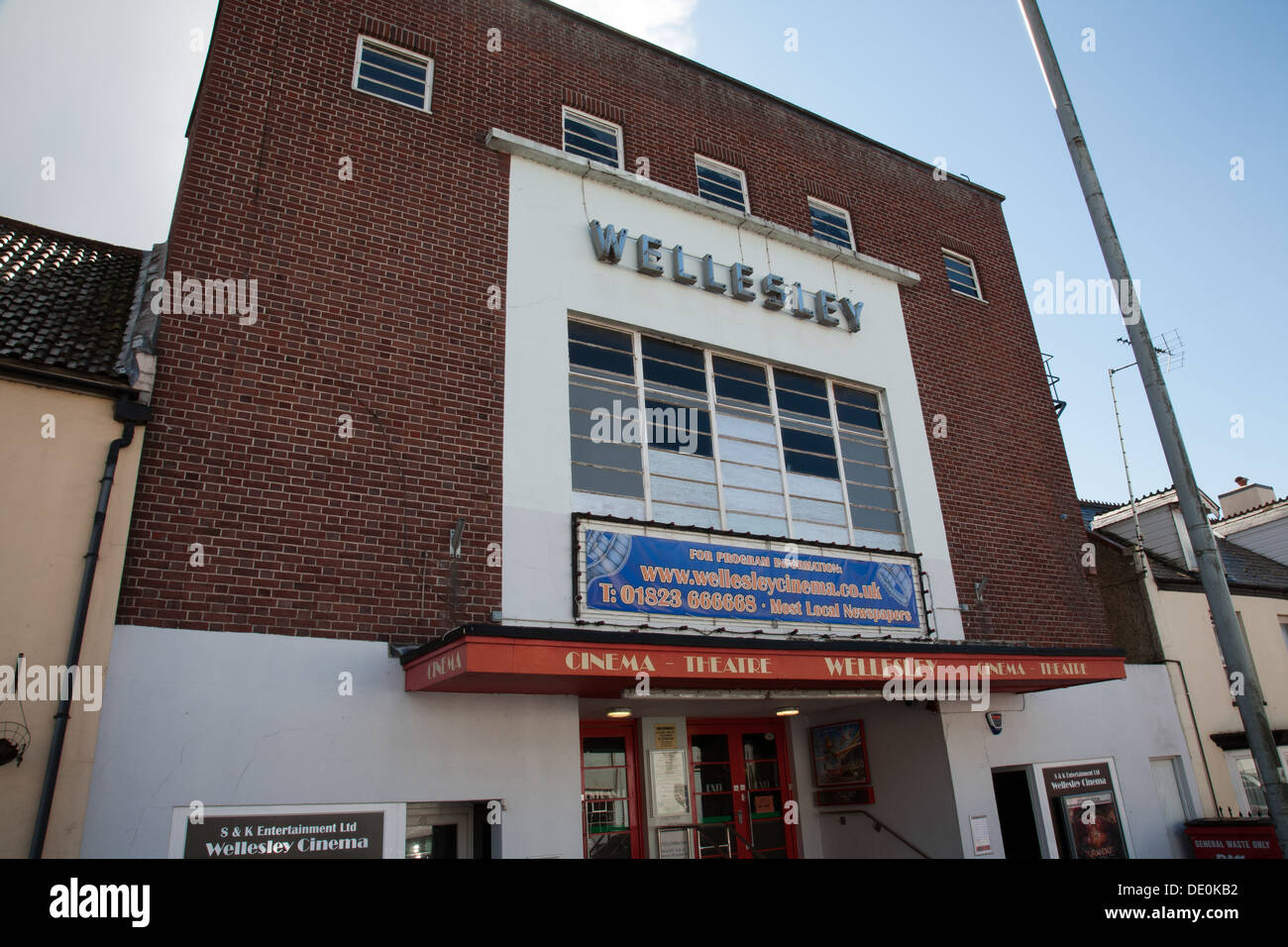 Nickelodeon theater hi-res stock photography and images - Alamy