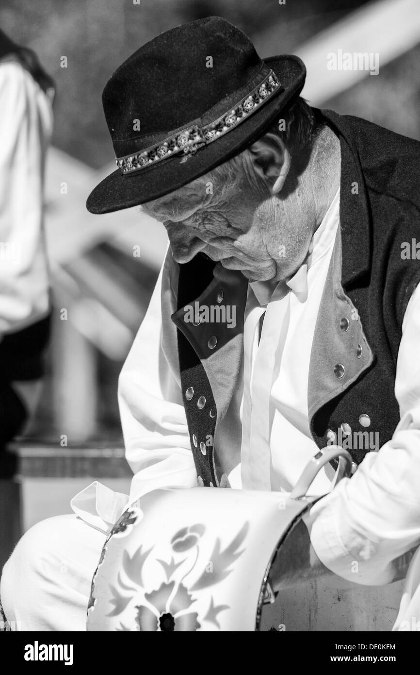 Tinker in work Stock Photo - Alamy