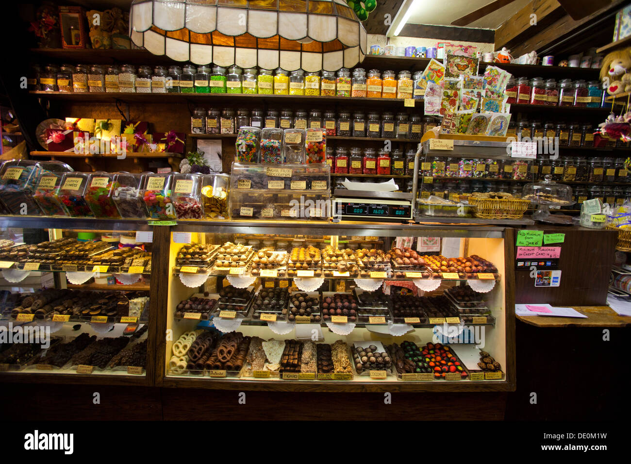 Candy shop, Mid-town Manhattan, New York, United States of America ...