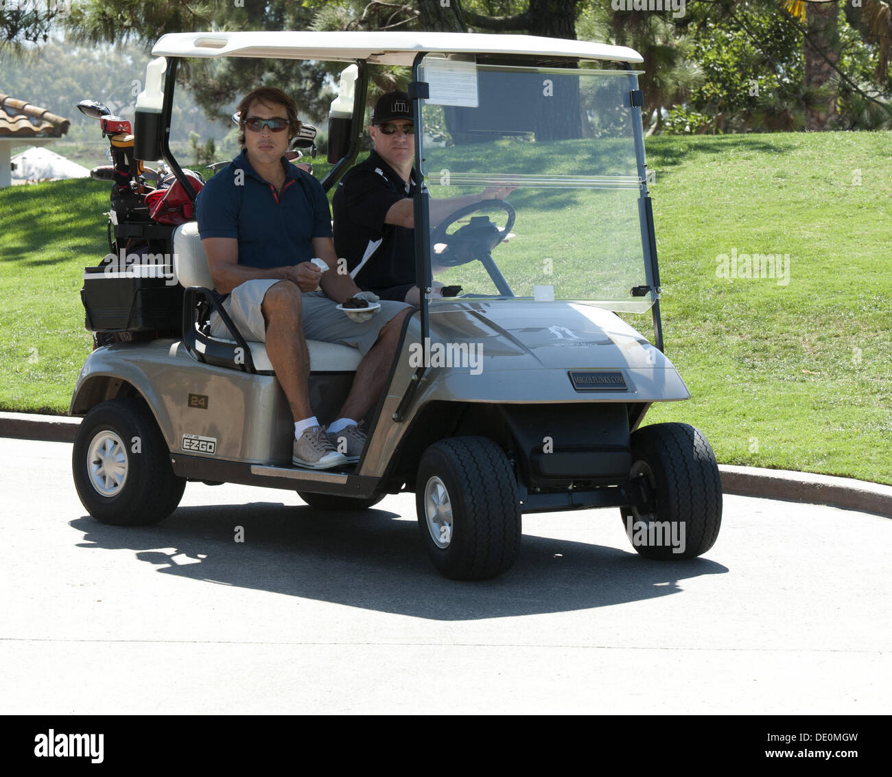 Golf cart info hi-res stock photography and images - Alamy