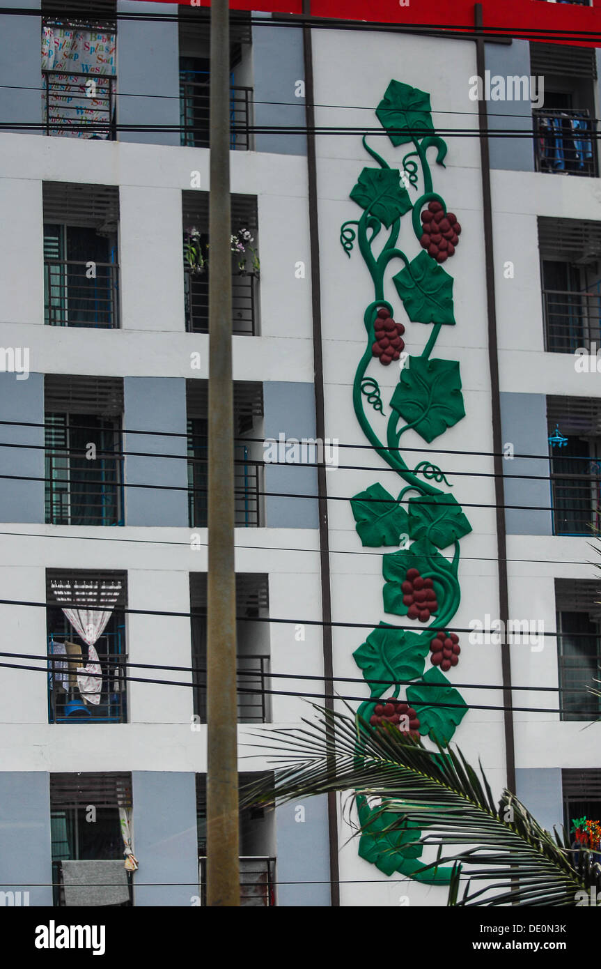 Bangkok apartment block hi-res stock photography and images - Alamy