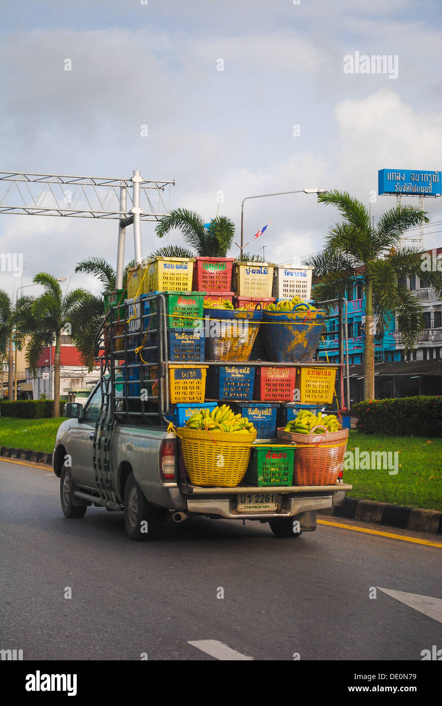 Truck transporting fruit in Thailand by road Stock Photo - Alamy