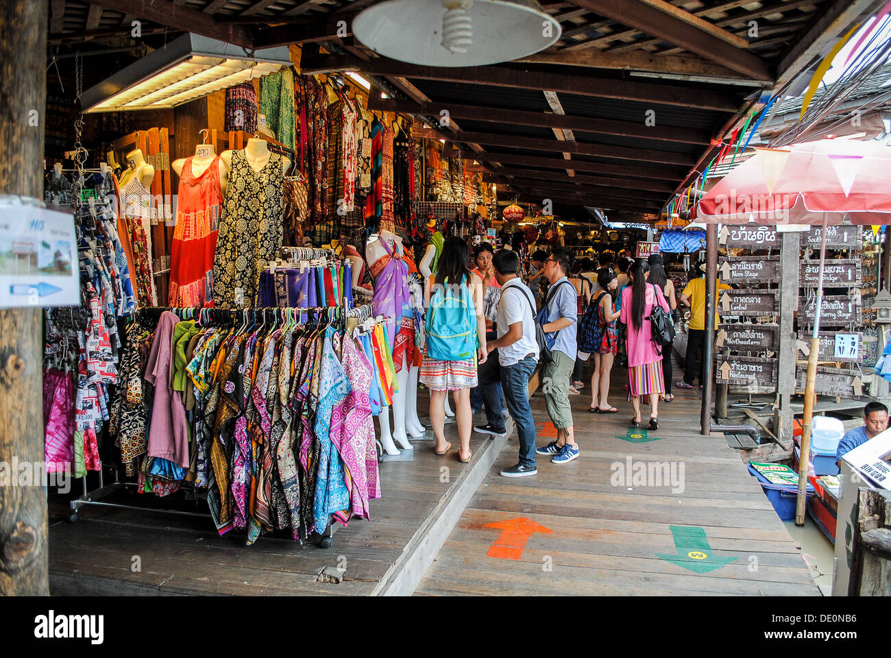 Pattaya floating market Thailand Stock Photo - Alamy