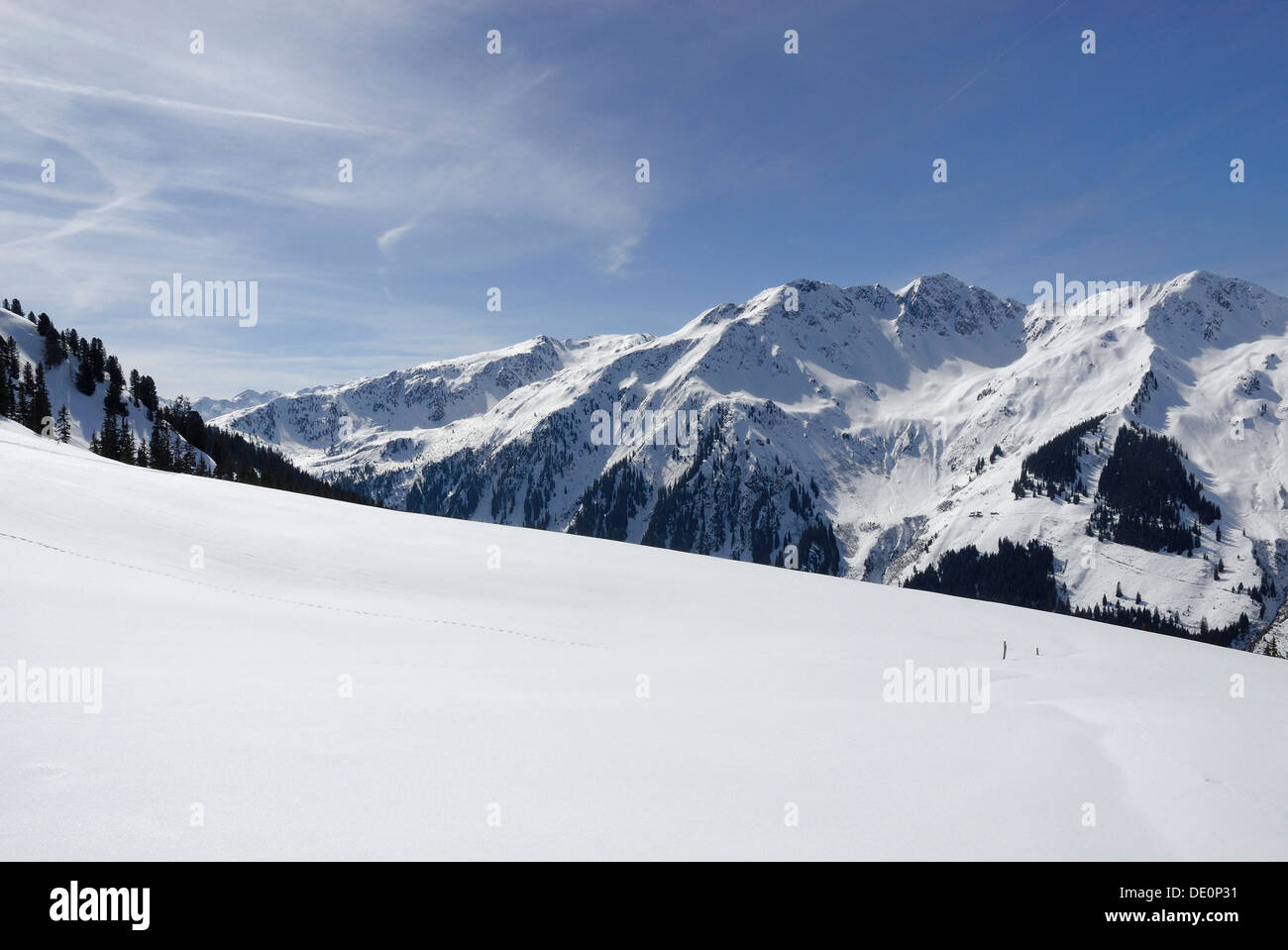 Tyrolean alps hi-res stock photography and images - Alamy