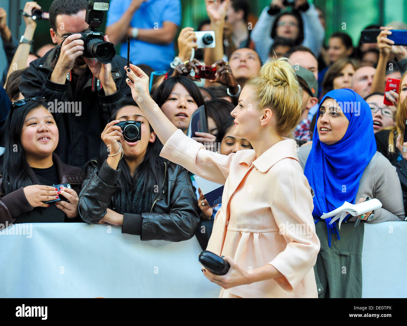 Toronto, Ontario, Canada. 9th Sep, 2013. Actress JENNIFER MORRISON ...