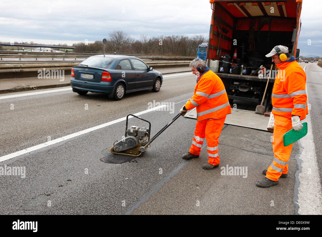 A5 road hi-res stock photography and images - Alamy